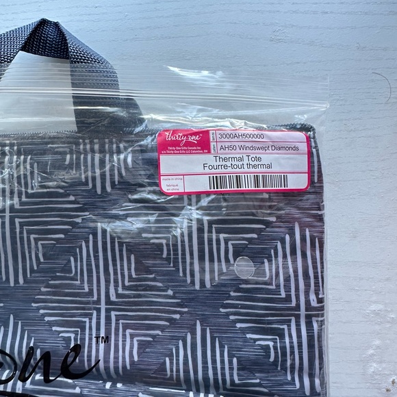 thirty-one | Bags | Thirtyone Thermal Tote In Black And White | Poshmark
